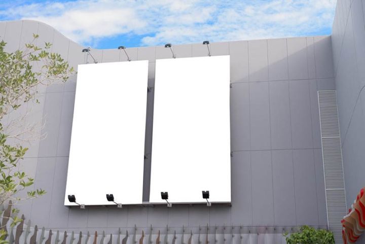 5 Reasons to Hang Signs & Banners at Heights | Abseilers United